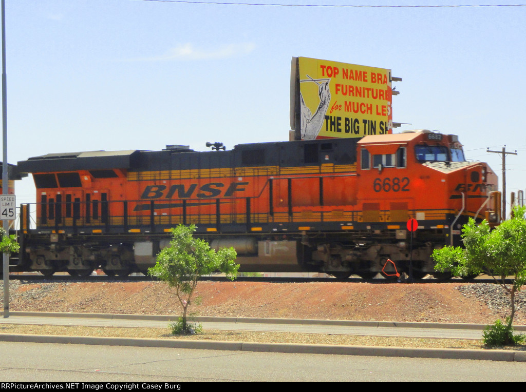 BNSF 6682
